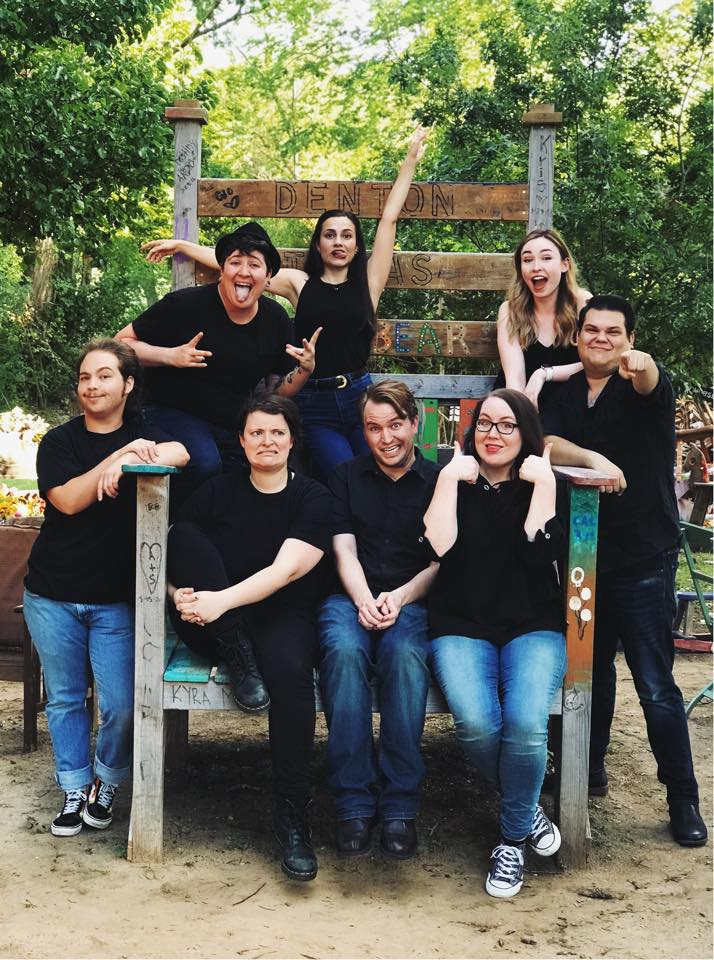 silly-giant-chair – Sundown Collaborative Theatre